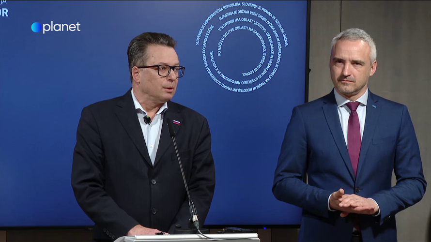 Neustavno! Opozicija v bran upokojencem in popoldanskim s. p.-jem
